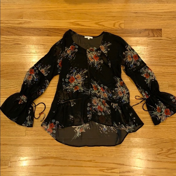 Willow & Clay | Tops | Willow Clay Black Floral Blouse | Poshmark